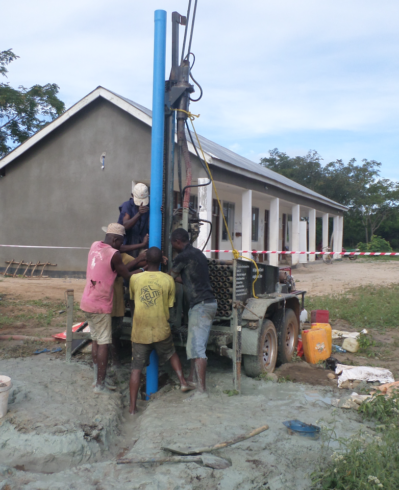 #28Vihingo-PipeSet - Tanzania Water Project